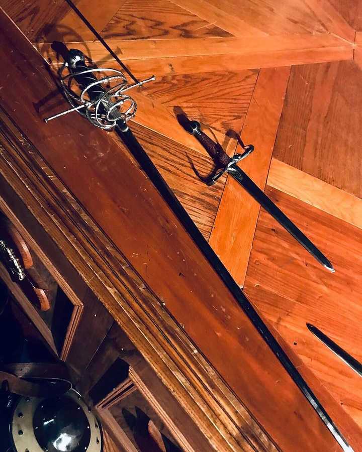 15 different famous types of swords and names (with pictures) - Legit.ng