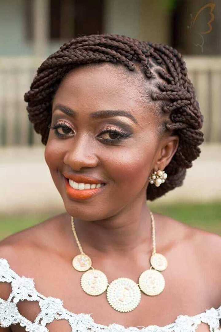 Ways to pack braids for a wedding - Legit.ng