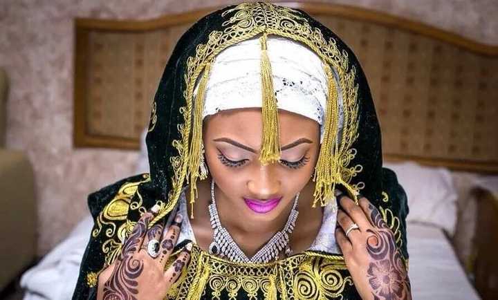 Female Hausa traditional attire - Legit.ng