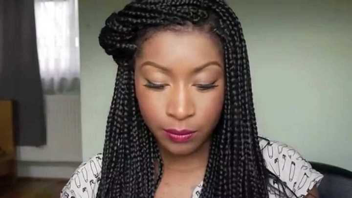 How to pack braids in different hairstyles? - Legit.ng